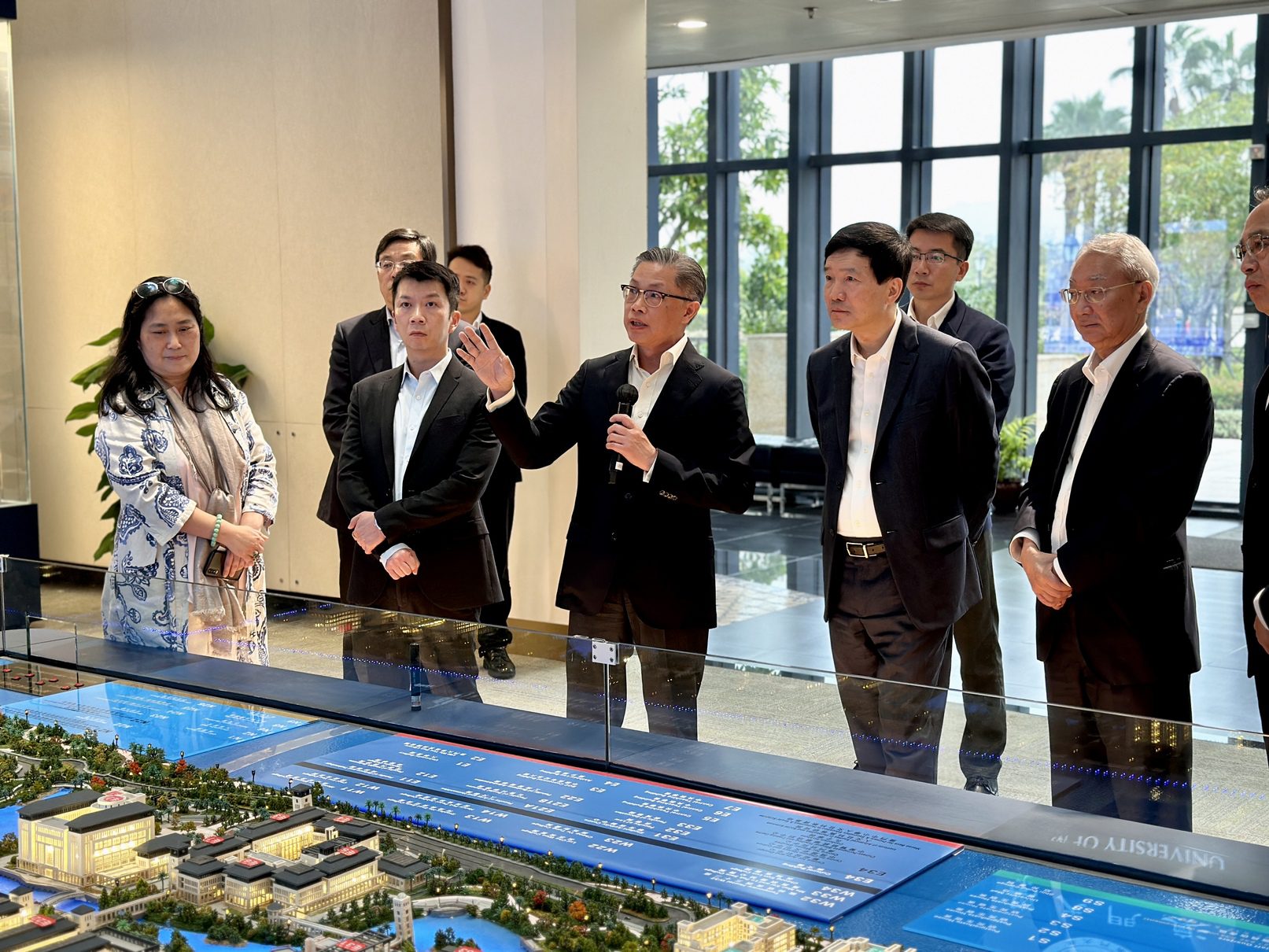 News Express: Delegation from leading party members’ group of CPPCC ...