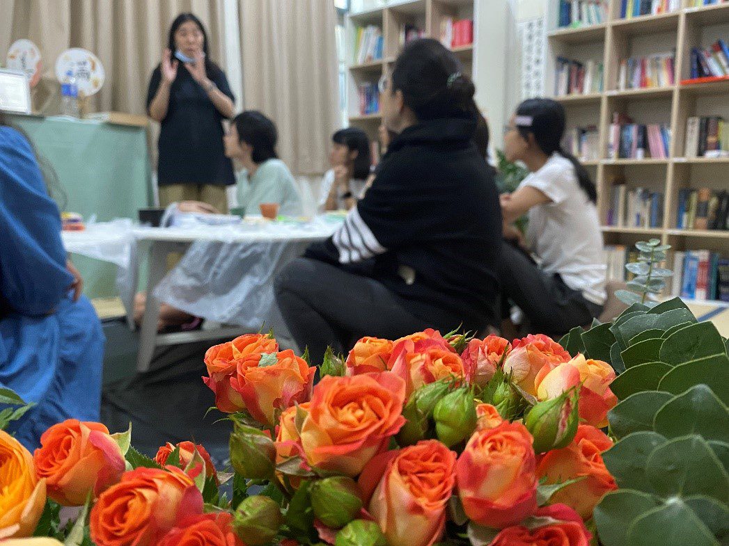 UM Mental Health Awareness Month: “Dialogue with Flowers” Stress ...